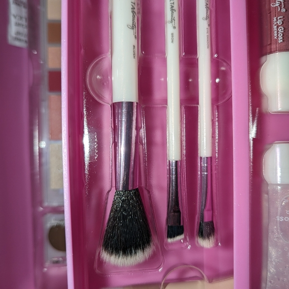 Ulta Beauty | Makeup | Ulta Beauty Caboodles Edition Pink 39 Piece ...